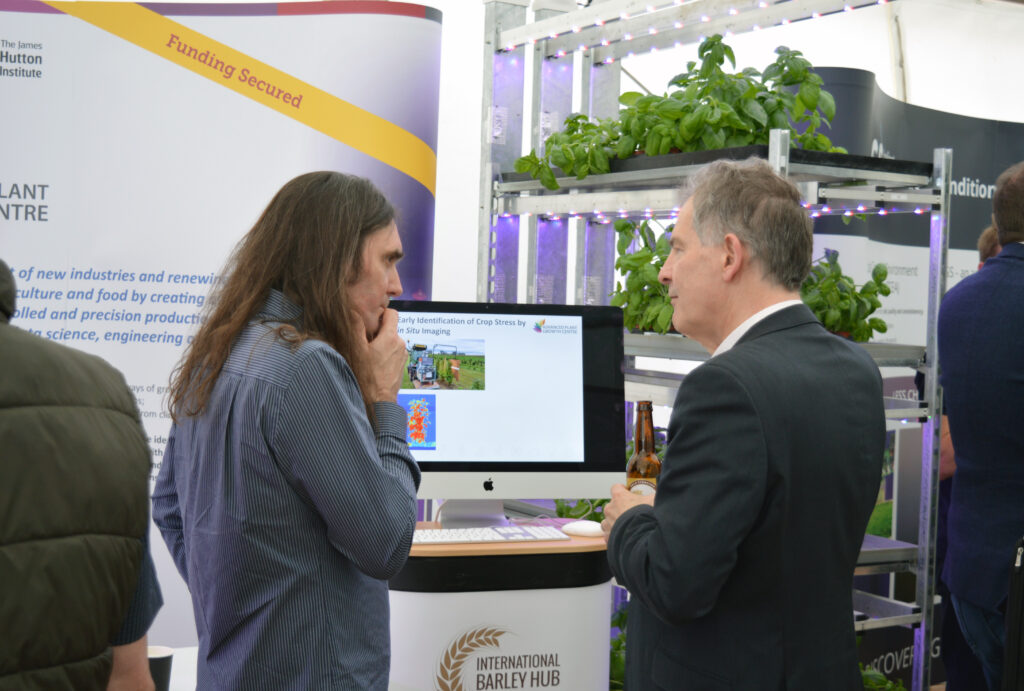 Hutton’s Advanced Plant Growth Centre strengthens its leadership team ...